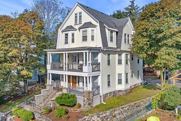 Lynn, MA Homes For Sale & Real Estate | RE/MAX