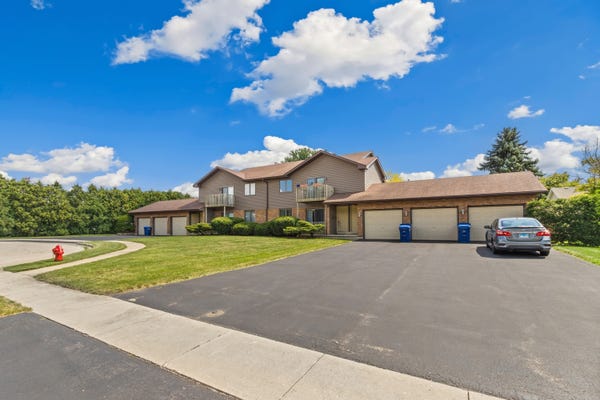 216 PARDRIDGE PL # 216, DEKALB, IL 60115 | REMAX