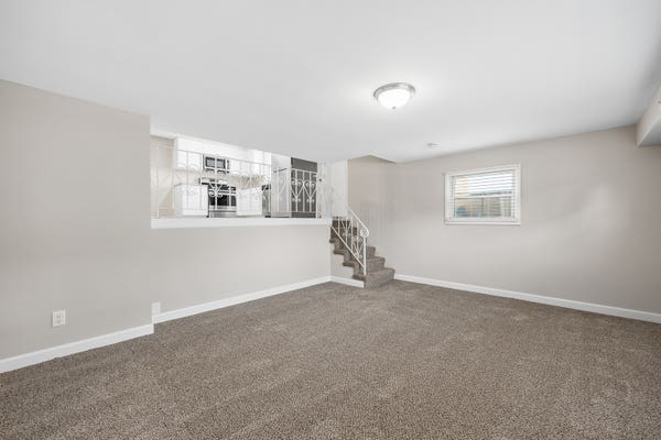 13601 LOOMIS LN, CRESTWOOD, IL 60418 | REMAX