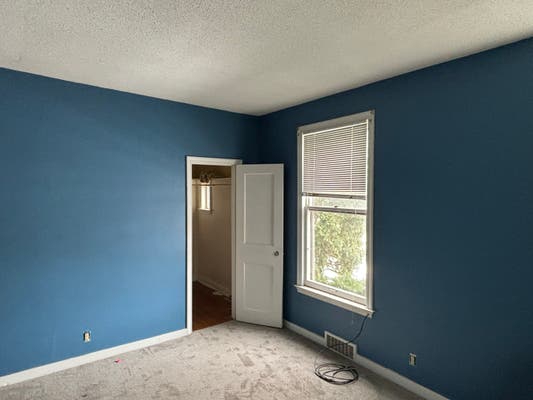 2235 PERSHING BLVD, CLINTON, IA 52732 | REMAX
