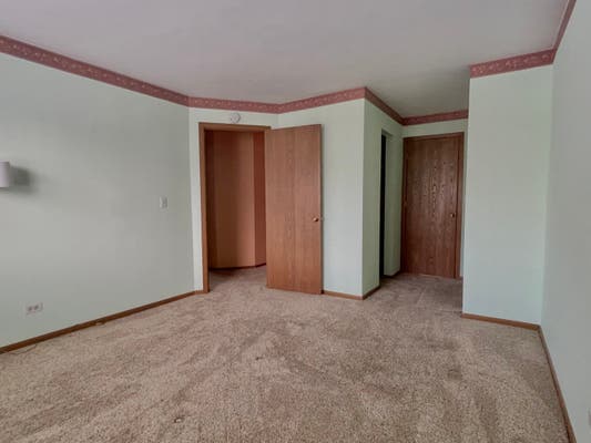 715 N DEER RUN DR # 715, PALATINE, IL 60067 | REMAX