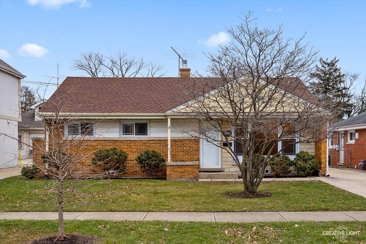 7825 N OCONTO AVE, NILES, IL 60714 | RE/MAX