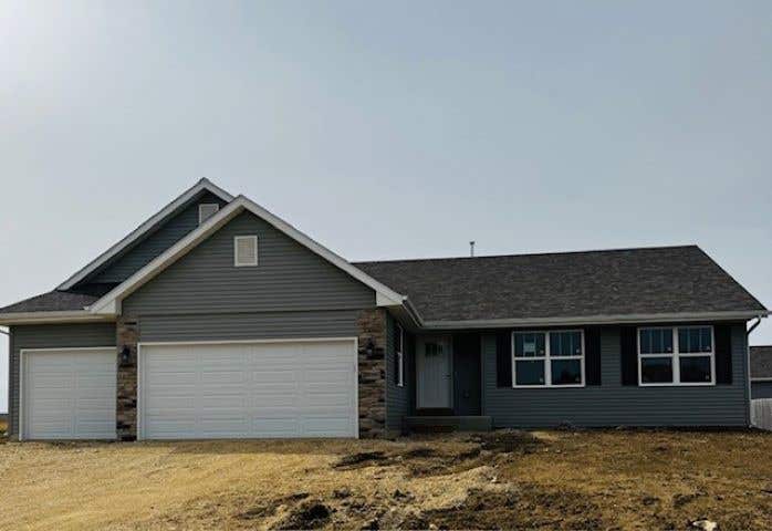 1110 BURLINGTON WAY, DAVIS JUNCTION, IL 61020 | RE/MAX