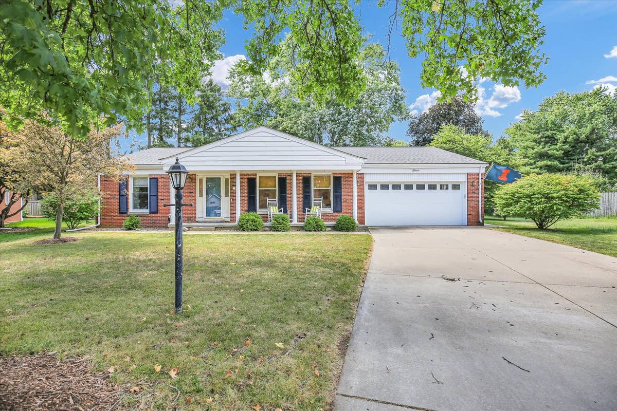 4 STANFORD PL, CHAMPAIGN, IL 61820 | RE/MAX
