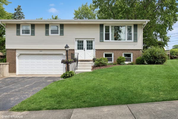 Cary, IL Homes For Sale & Real Estate | RE/MAX