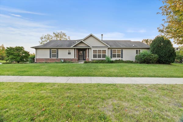 25426 BARROW RD, MANHATTAN, IL 60442 | REMAX