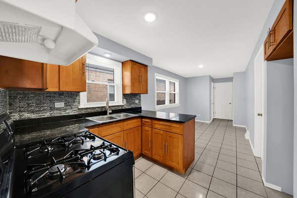 4211 W 47TH ST, CHICAGO, IL 60632 | REMAX