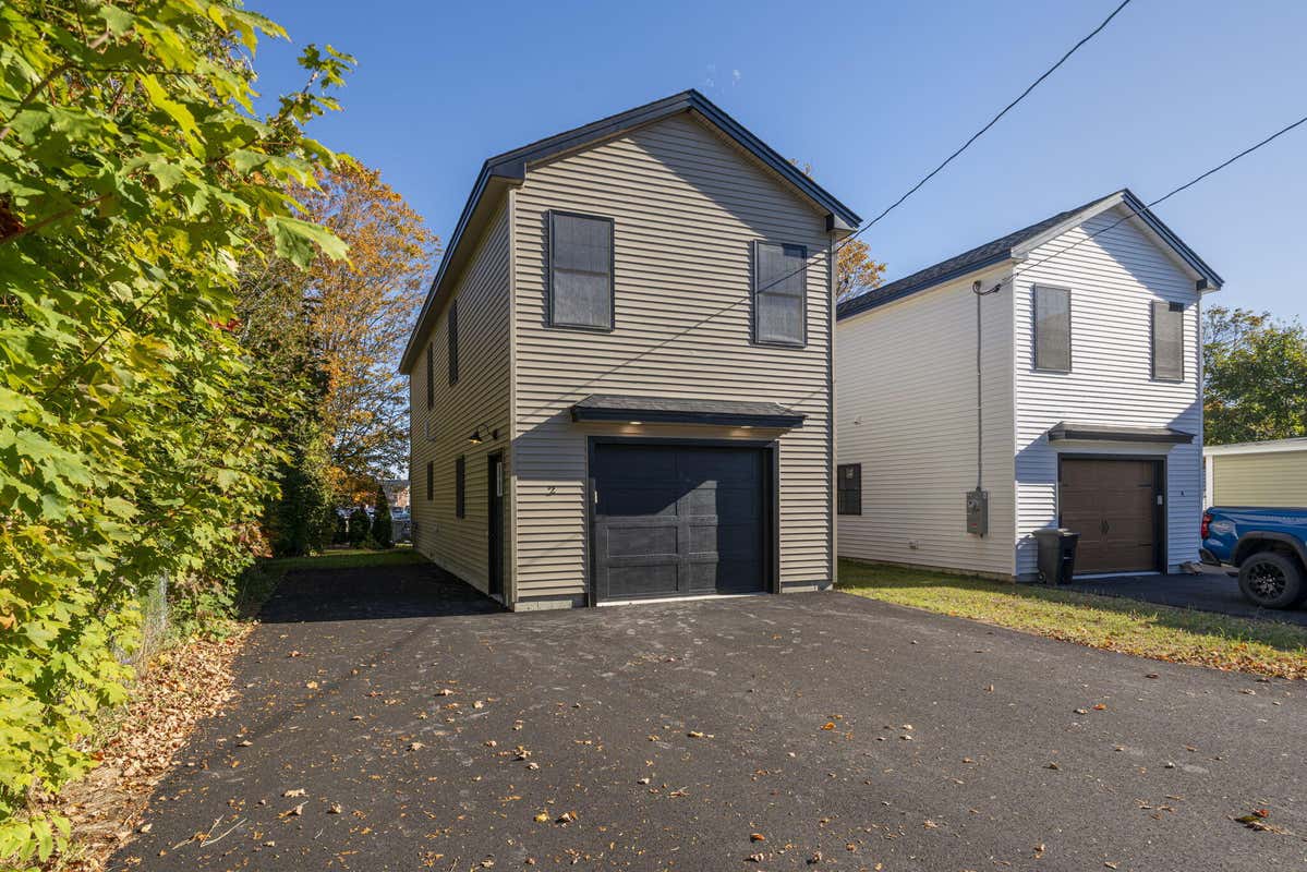 2 KIRK ST, SPRINGVALE, ME 04083 | RE/MAX