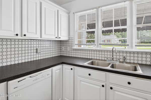382 STONE GATE DR, GREENVILLE, NC 27858 | REMAX