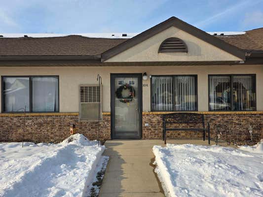 520 S 1ST AVE APT 104, NEW HAMPTON, IA 50659 | REMAX