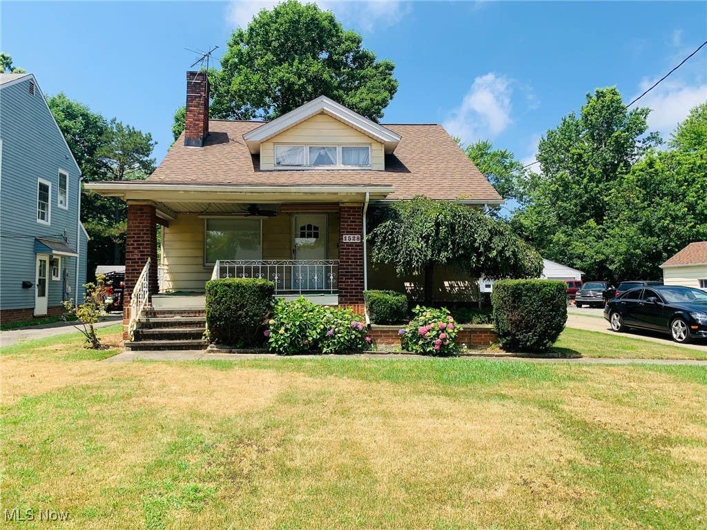 1528 FELTON RD, CLEVELAND, OH 44121 | RE/MAX