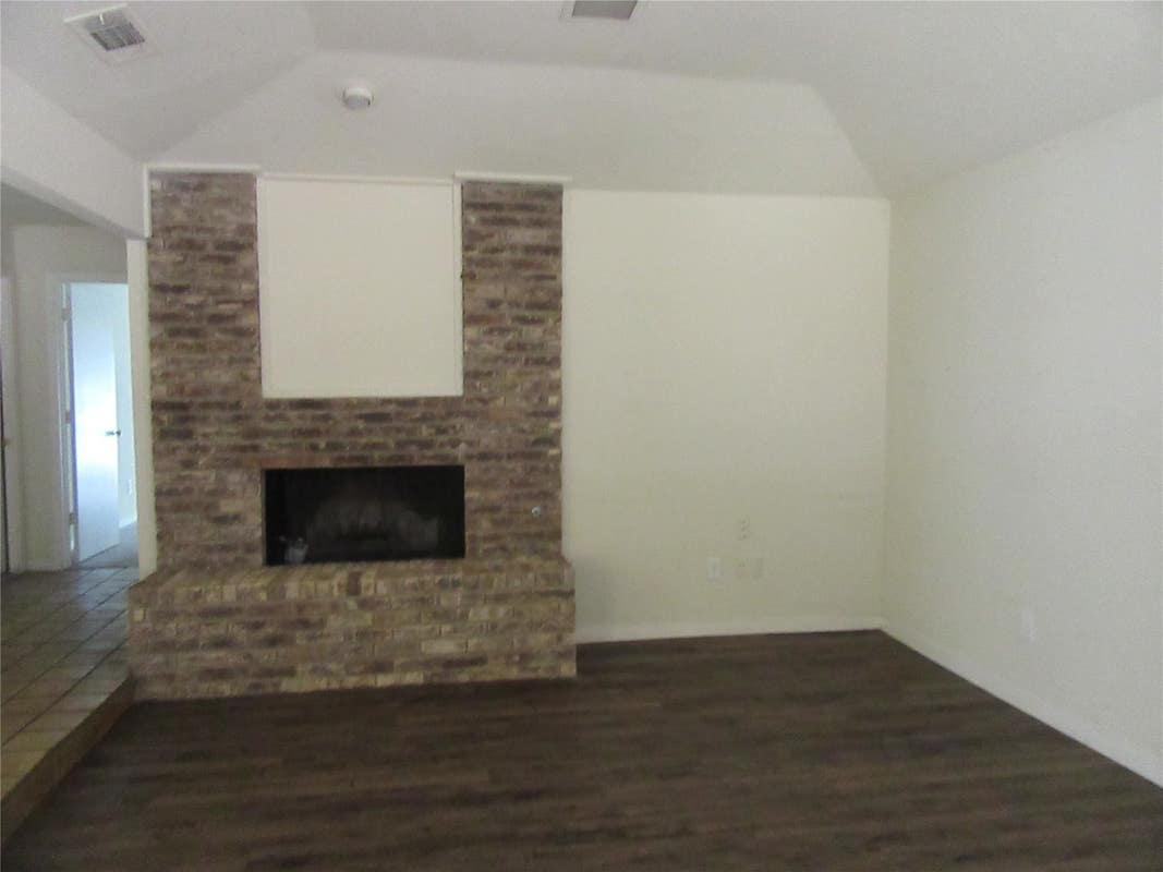 9516 SUMMERHILL LN, DALLAS, TX 75238 | RE/MAX