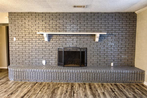701 HARRISON LN, HURST, TX 76053 | REMAX