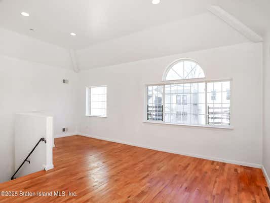 25 STANLEY AVE, STATEN ISLAND, NY 10301 | RE/MAX