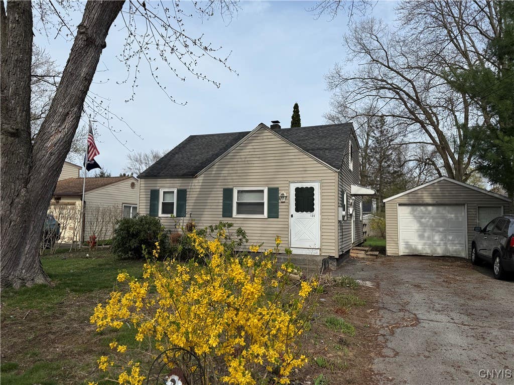 125 MAPLE MANOR DR, SYRACUSE, NY 13212 | RE/MAX