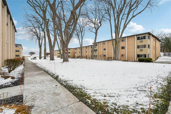 813 WESTAGE AT THE HBR, ROCHESTER, NY 14617 | REMAX