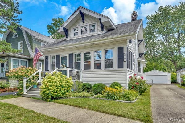 Amherst, NY Homes For Sale & Real Estate | RE/MAX