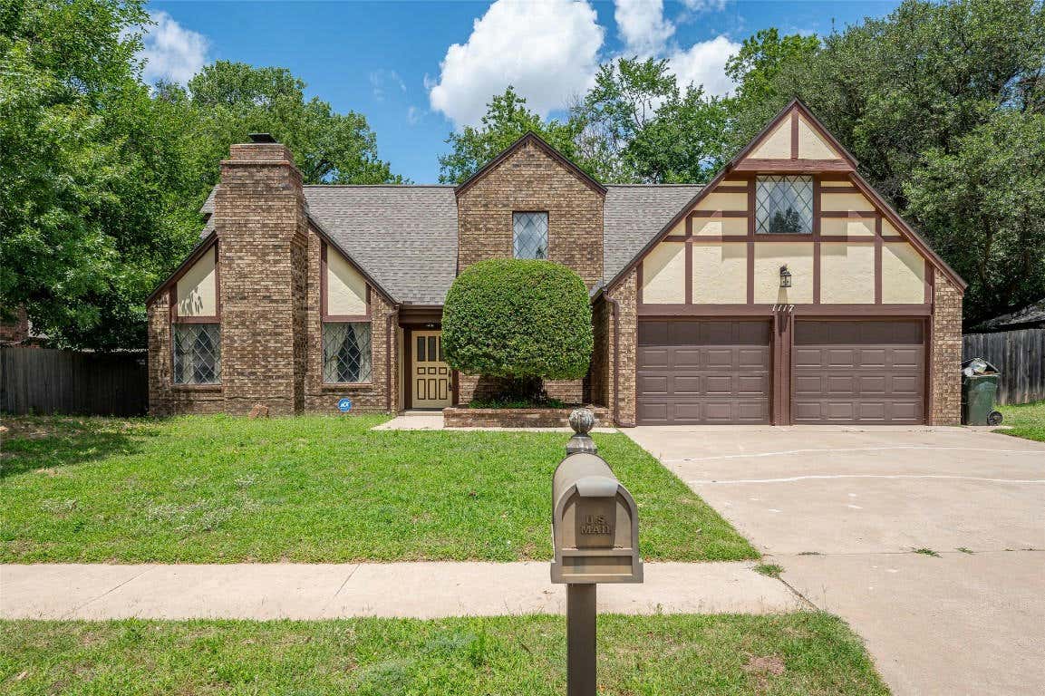 1117 ROBIN HOOD LN, NORMAN, OK 73072 Single Family Residence For Sale ...