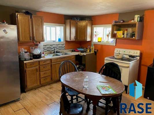104 S CHERRY ST, INWOOD, IA 51240 | REMAX