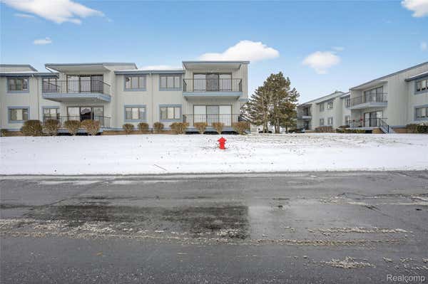 1715 RIVER RD APT 77, SAINT CLAIR, MI 48079 | REMAX