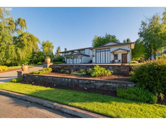 Aurora, Homes For Sale | REMAX