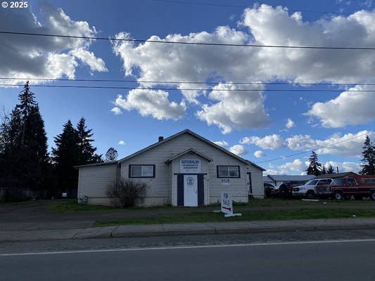 851 S COMSTOCK AVE, SUTHERLIN, OR 97479 | RE/MAX