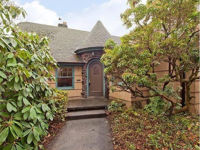 15111 SE STARK ST, PORTLAND, OR 97233 Single Family Residence For Sale ...