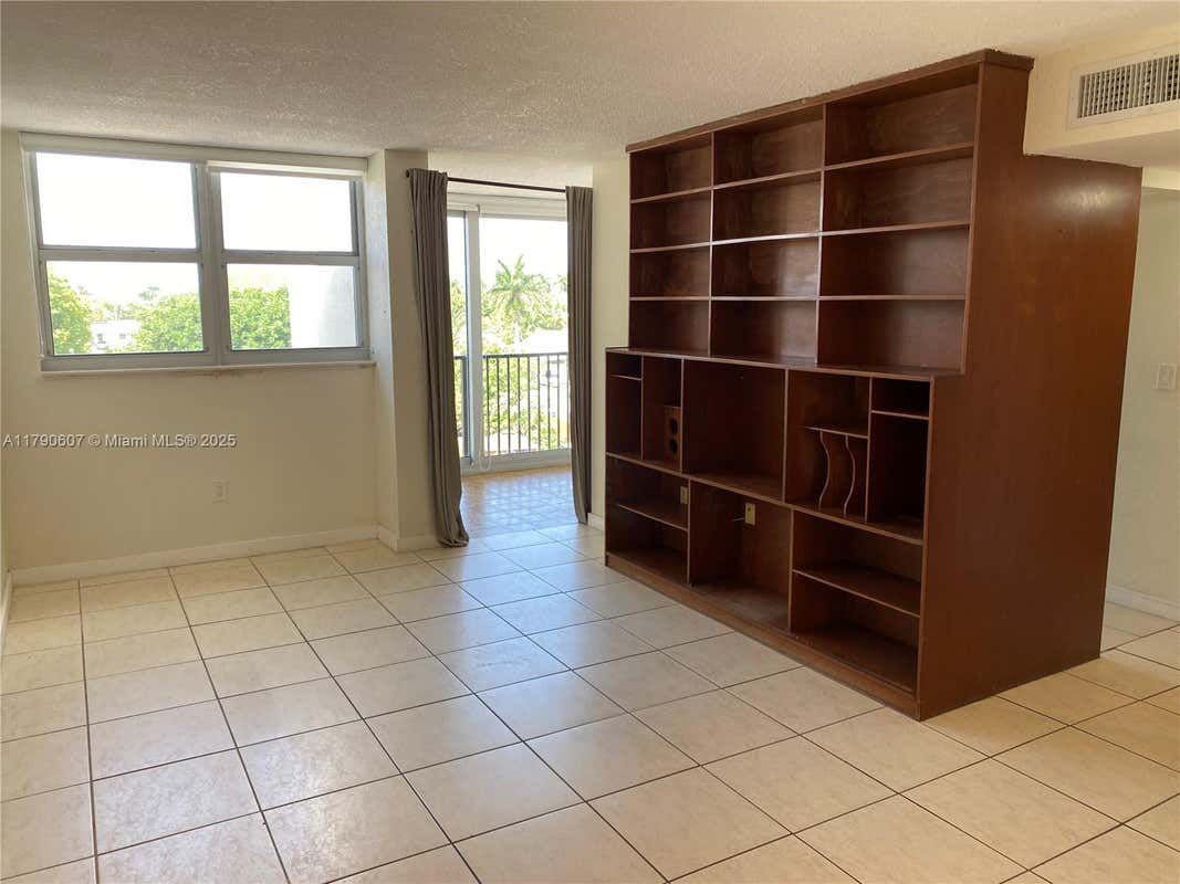 9411 SW 4TH ST APT 404, MIAMI, FL 33174 | RE/MAX