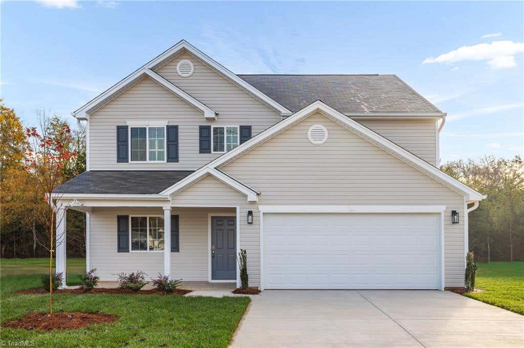 3914 ARCOLA WAY, GREENSBORO, NC 27405 Single Family Residence For Sale ...