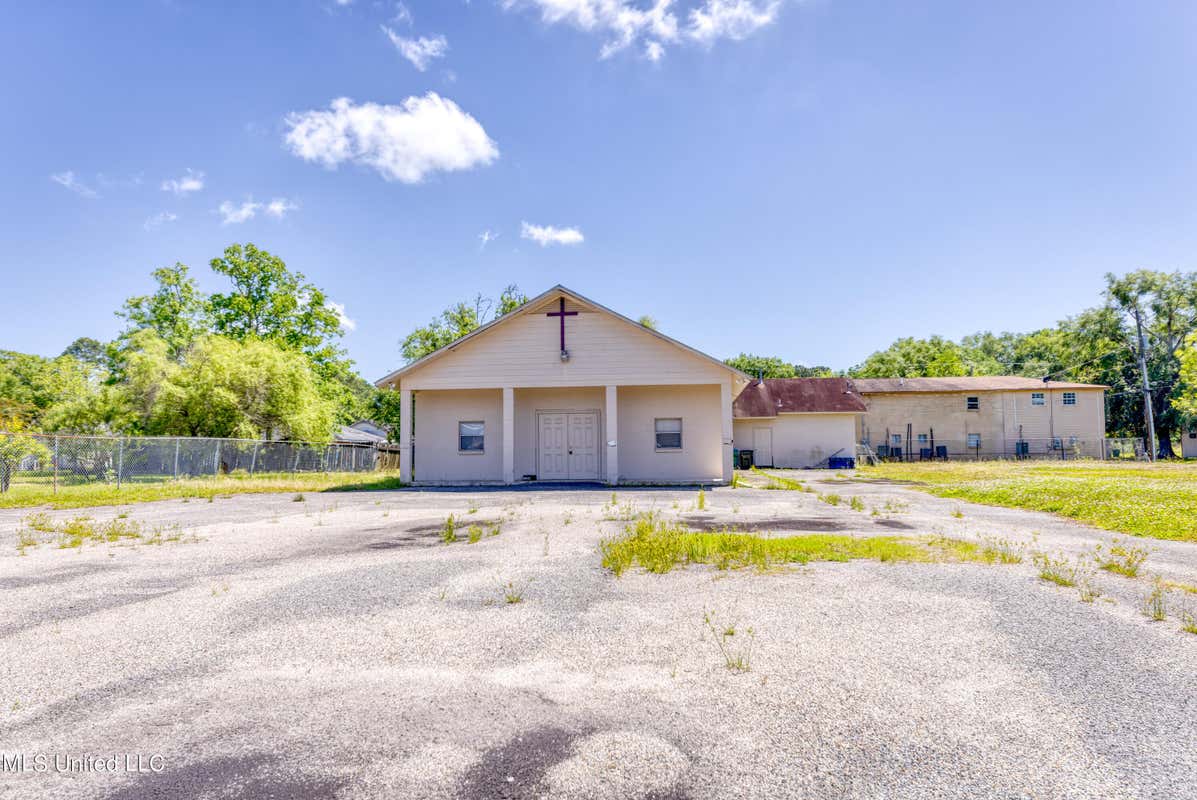 5106 HUBERT ST, MOSS POINT, MS 39563 | RE/MAX