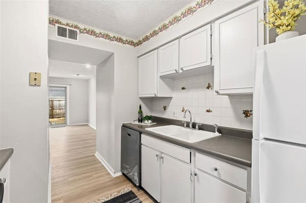 130 JAMESTOWN CT, PITTSBURGH, PA 15216 | REMAX