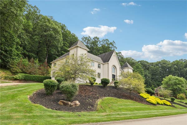 15668, Murrysville, PA Homes For Sale & Real Estate | RE/MAX