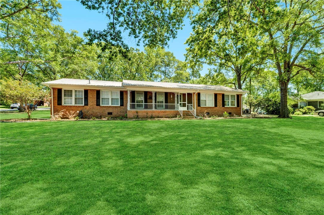 302 FOREST LN, BELTON, SC 29627 | RE/MAX